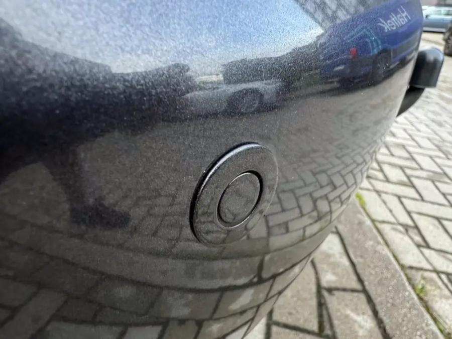Grey Audi A4 2010 in Riga, with an engine capacity of 2.00 L and mileage of 206 thousand km for 5290 €, photo 12 on AUTOMOTO.COM.LV