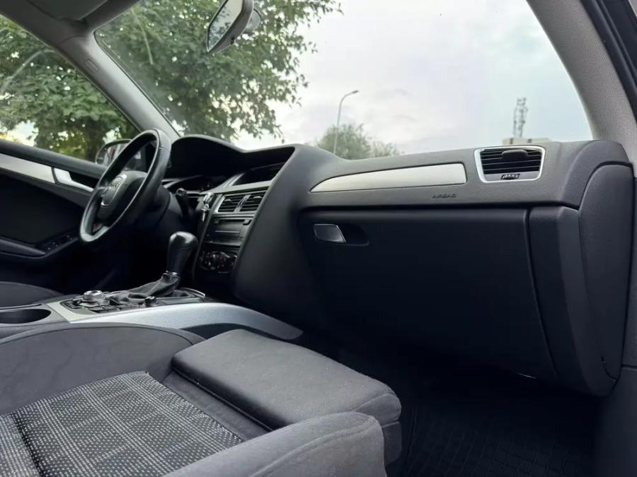 Grey Audi A4 2010 in Riga, with an engine capacity of 2.00 L and mileage of 206 thousand km for 5290 €, photo 16 on AUTOMOTO.COM.LV
