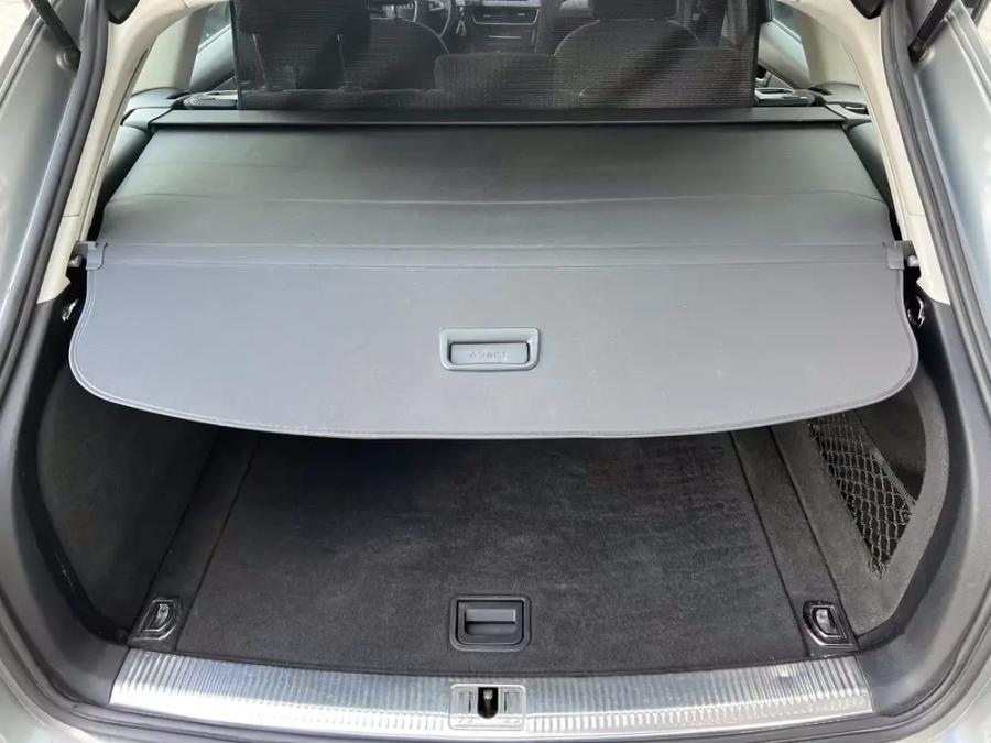 Grey Audi A4 2010 in Jekabpils, with an engine capacity of 2.00 L and mileage of 202 thousand km for 6500 €, photo 11 on AUTOMOTO.COM.LV