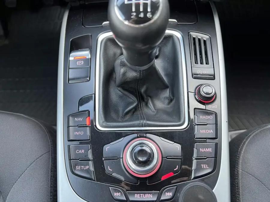 Grey Audi A4 2010 in Jekabpils, with an engine capacity of 2.00 L and mileage of 202 thousand km for 6500 €, photo 17 on AUTOMOTO.COM.LV