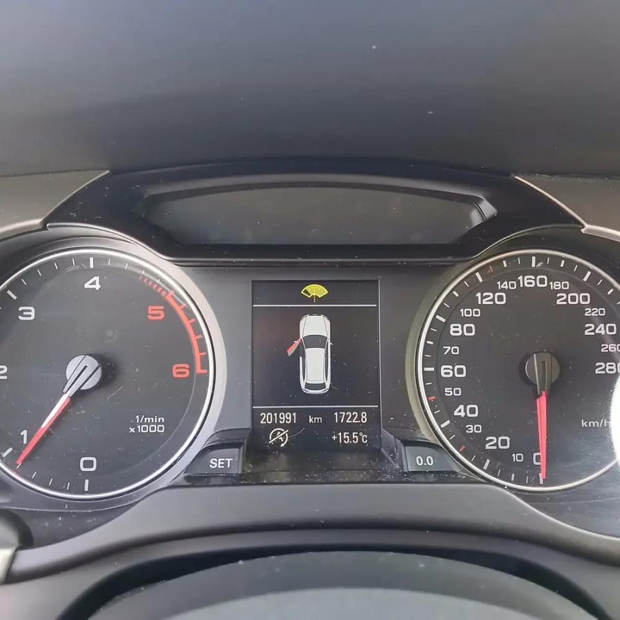 Grey Audi A4 2010 in Jekabpils, with an engine capacity of 2.00 L and mileage of 202 thousand km for 6500 €, photo 25 on AUTOMOTO.COM.LV