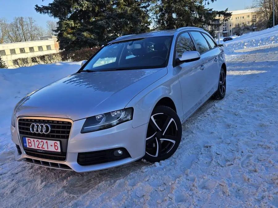Pelēks Audi A4 2010 Jēkabpils, ar dzinēja tilpumu 2.00 L un nobraukumu 265 tūkst. km par 6290 €, foto 1 vietnē AUTOMOTO.COM.LV