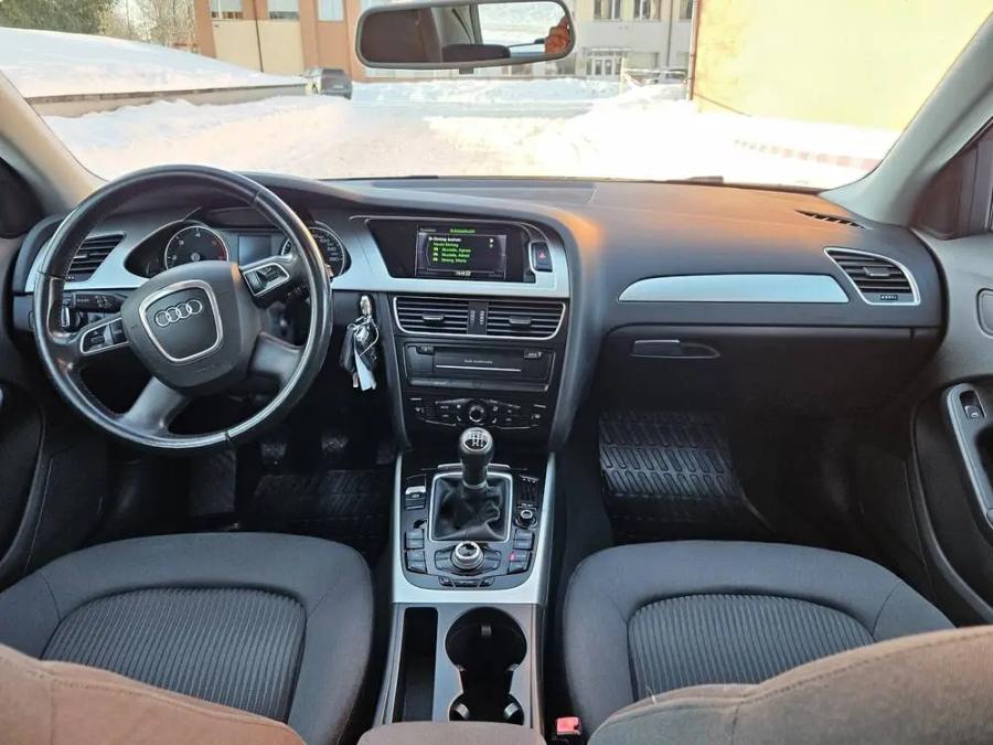 Pelēks Audi A4 2010 Jēkabpils, ar dzinēja tilpumu 2.00 L un nobraukumu 265 tūkst. km par 6290 €, foto 17 vietnē AUTOMOTO.COM.LV