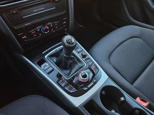 Pelēks Audi A4 2010 Jēkabpils, ar dzinēja tilpumu 2.00 L un nobraukumu 265 tūkst. km par 6290 €, foto 20 vietnē AUTOMOTO.COM.LV