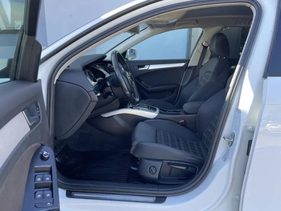 Grey Audi A4 2010 in Talsi, with an engine capacity of 2.00 L and mileage of 306 thousand km for 4900 €, photo 21 on AUTOMOTO.COM.LV