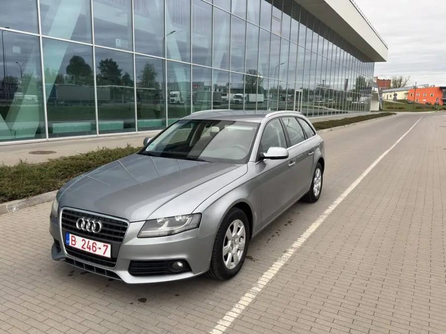 Pelēks Audi A4 2010 Rēzekne, ar dzinēja tilpumu 2.00 L un nobraukumu 254 tūkst. km par 6500 €, foto 1 vietnē AUTOMOTO.COM.LV