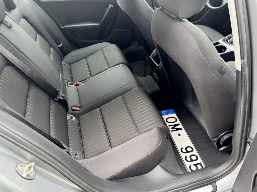 Pelēks Audi A4 2010 Rēzekne, ar dzinēja tilpumu 2.00 L un nobraukumu 254 tūkst. km par 6500 €, foto 14 vietnē AUTOMOTO.COM.LV