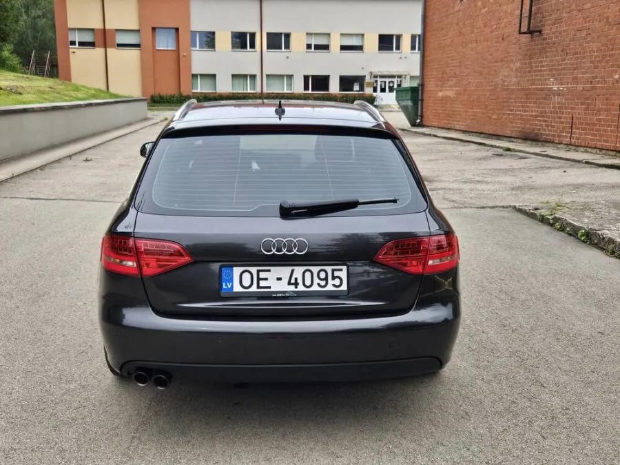 Pelēks Audi A4 2010 Jēkabpils, ar dzinēja tilpumu 2.00 L un nobraukumu 357 tūkst. km par 6190 €, foto 7 vietnē AUTOMOTO.COM.LV