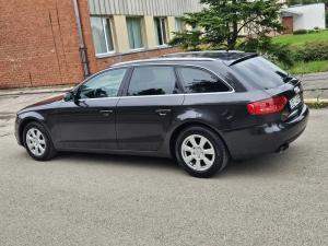 Pelēks Audi A4 2010 Jēkabpils, ar dzinēja tilpumu 2.00 L un nobraukumu 357 tūkst. km par 6190 €, foto 9 vietnē AUTOMOTO.COM.LV