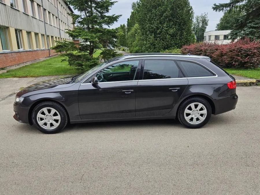 Pelēks Audi A4 2010 Jēkabpils, ar dzinēja tilpumu 2.00 L un nobraukumu 357 tūkst. km par 6190 €, foto 10 vietnē AUTOMOTO.COM.LV