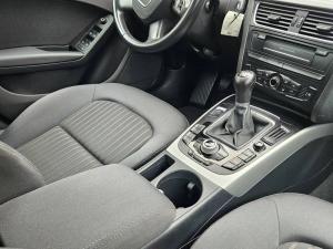 Pelēks Audi A4 2010 Jēkabpils, ar dzinēja tilpumu 2.00 L un nobraukumu 357 tūkst. km par 6190 €, foto 19 vietnē AUTOMOTO.COM.LV