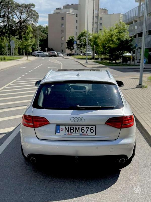 Pelēks Audi A4 2010 Viļņa, ar dzinēja tilpumu 3.00 L un nobraukumu 285 tūkst. km par 4500 €, foto 6 vietnē AUTOMOTO.COM.LV