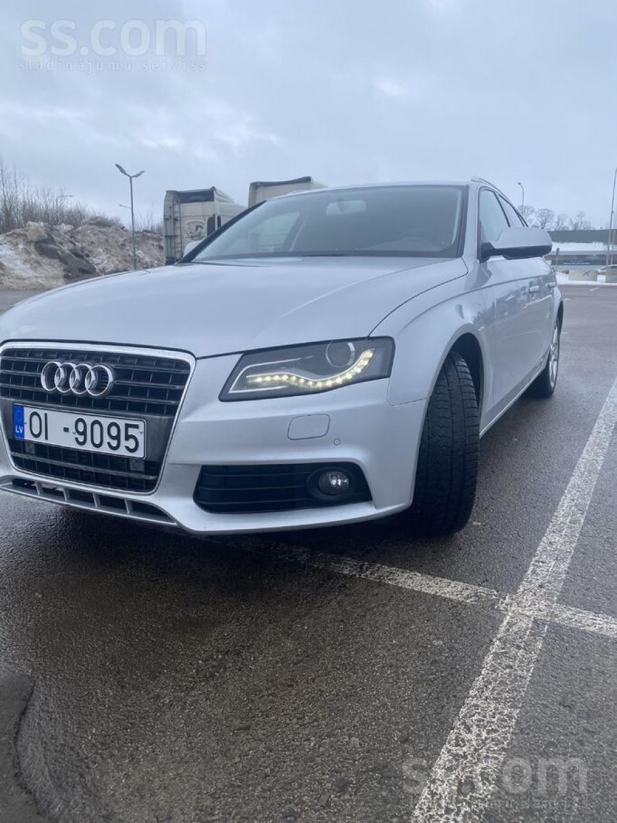 Pelēks Audi A4 2010 Daugavpils, ar dzinēja tilpumu 2.70 L un nobraukumu 382 tūkst. km par 4850 €, foto 3 vietnē AUTOMOTO.COM.LV