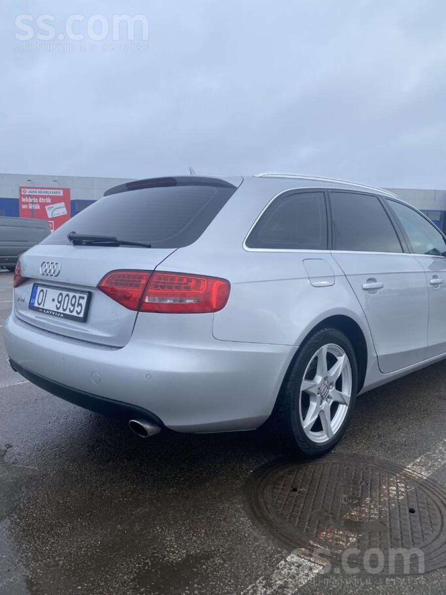 Pelēks Audi A4 2010 Daugavpils, ar dzinēja tilpumu 2.70 L un nobraukumu 382 tūkst. km par 4850 €, foto 4 vietnē AUTOMOTO.COM.LV