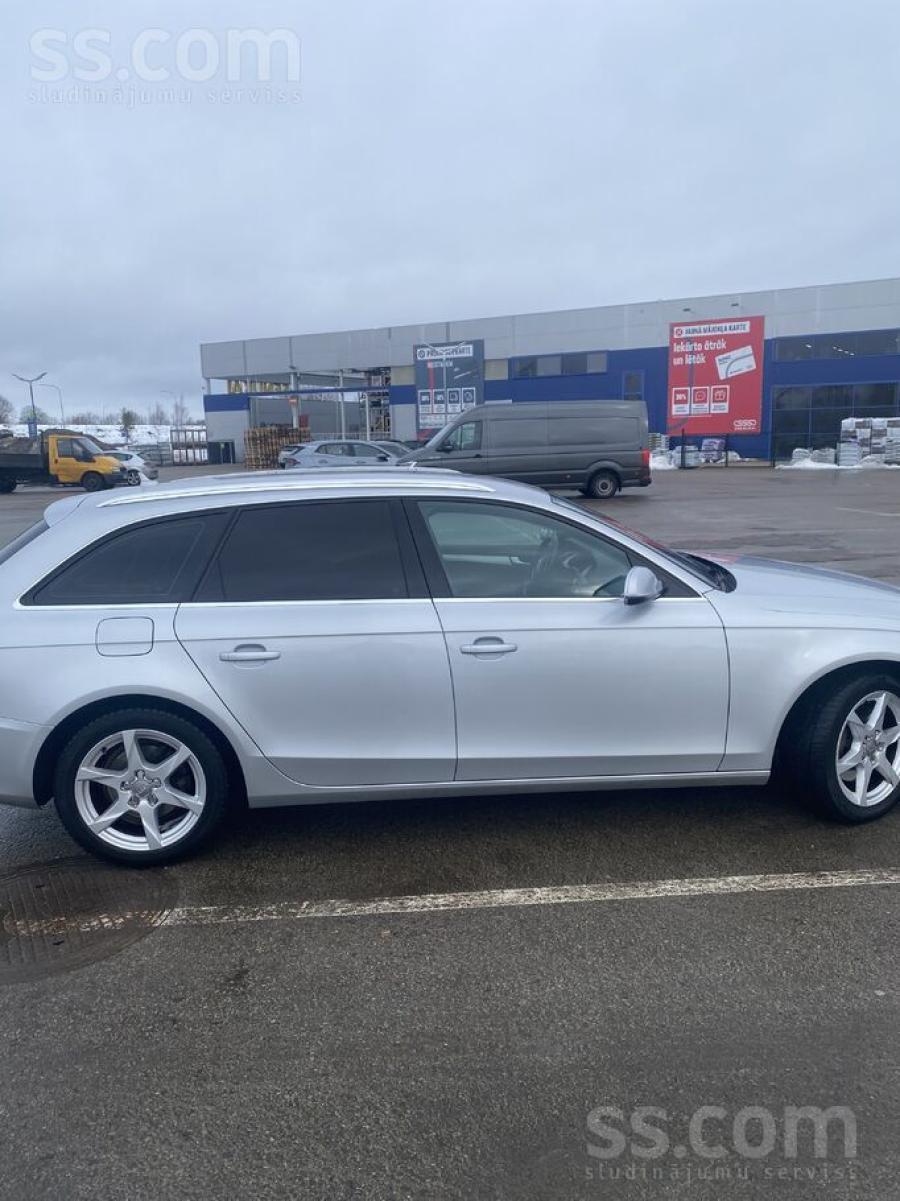 Pelēks Audi A4 2010 Daugavpils, ar dzinēja tilpumu 2.70 L un nobraukumu 382 tūkst. km par 4850 €, foto 11 vietnē AUTOMOTO.COM.LV