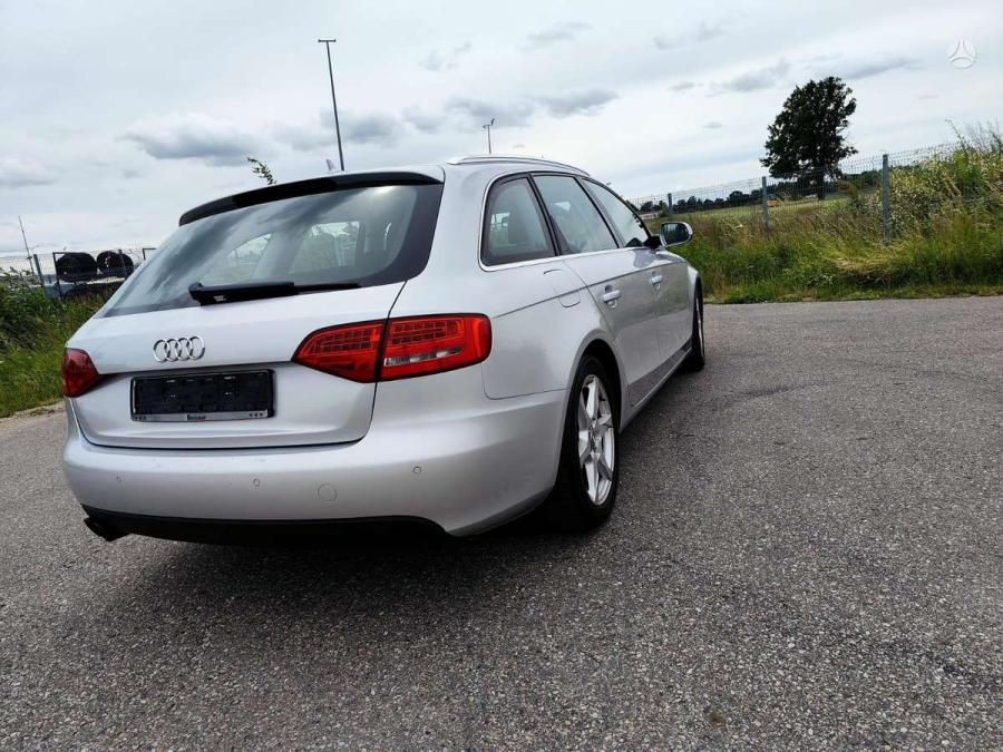 Grey Audi A4 2010 in Marijampole, with an engine capacity of 1.80 L and mileage of 225 thousand km for 4500 €, photo 5 on AUTOMOTO.COM.LV