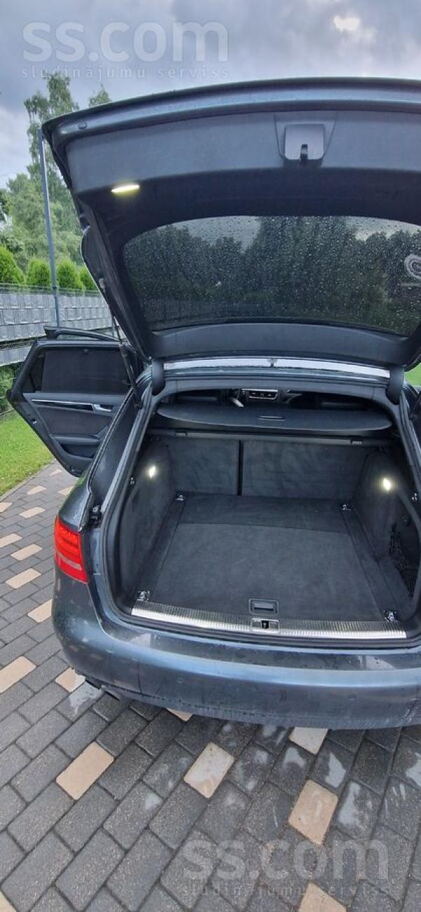Pelēks Audi A4 2010 Rīga, ar dzinēja tilpumu 2.00 L un nobraukumu 365 tūkst. km par 5300 €, foto 10 vietnē AUTOMOTO.COM.LV