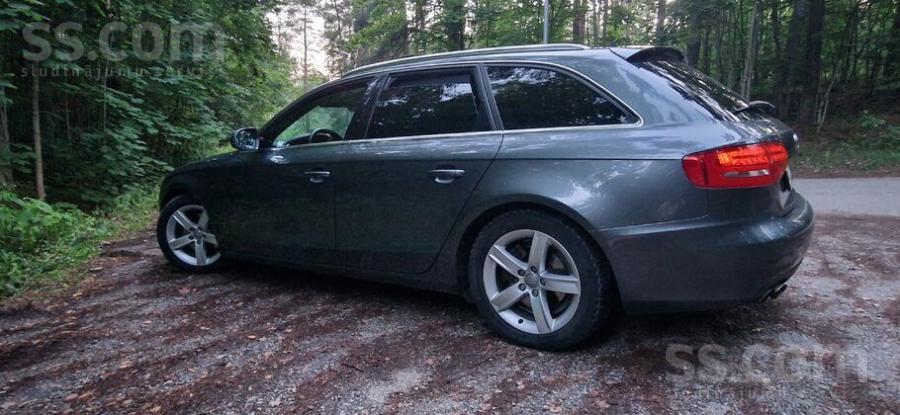 Grey Audi A4 2010 in Riga, with an engine capacity of 2.00 L and mileage of 365 thousand km for 5300 €, photo 4 on AUTOMOTO.COM.LV