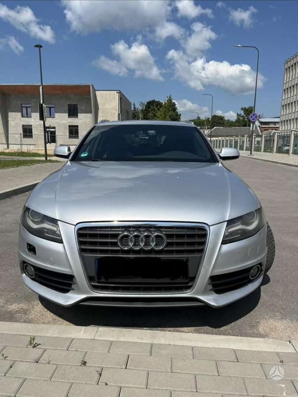 Grey Audi A4 2010 in Kaunas, with an engine capacity of 2.70 L and mileage of 295 thousand km for 3700 €, photo 2 on AUTOMOTO.COM.LV