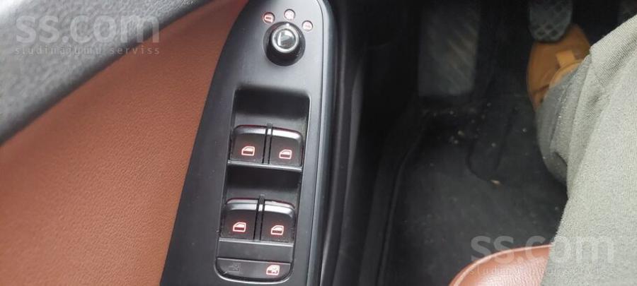 Pelēks Audi A4 2010 Rīga, ar dzinēja tilpumu 2.00 L un nobraukumu 305 tūkst. km par 5100 €, foto 12 vietnē AUTOMOTO.COM.LV