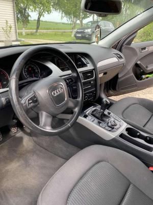 Grey Audi A4 2010 in Siauliai, with an engine capacity of 1.97 L and mileage of 340 thousand km for 3400 €, photo 12 on AUTOMOTO.COM.LV