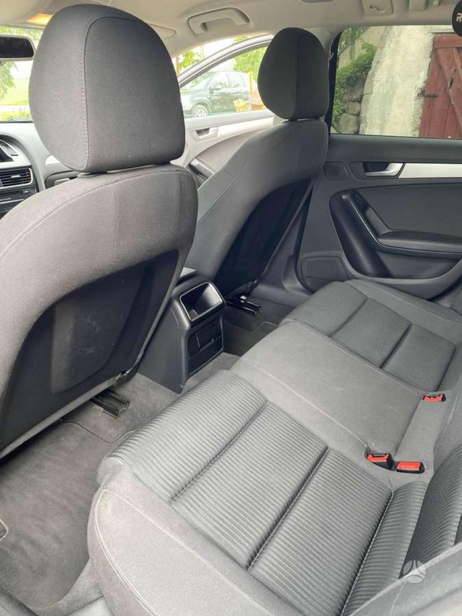 Grey Audi A4 2010 in Siauliai, with an engine capacity of 1.97 L and mileage of 340 thousand km for 3400 €, photo 13 on AUTOMOTO.COM.LV