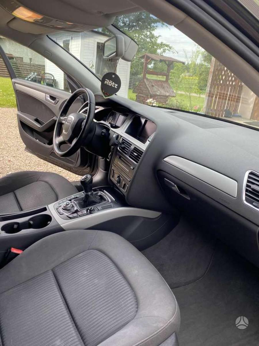 Grey Audi A4 2010 in Siauliai, with an engine capacity of 1.97 L and mileage of 340 thousand km for 3400 €, photo 16 on AUTOMOTO.COM.LV