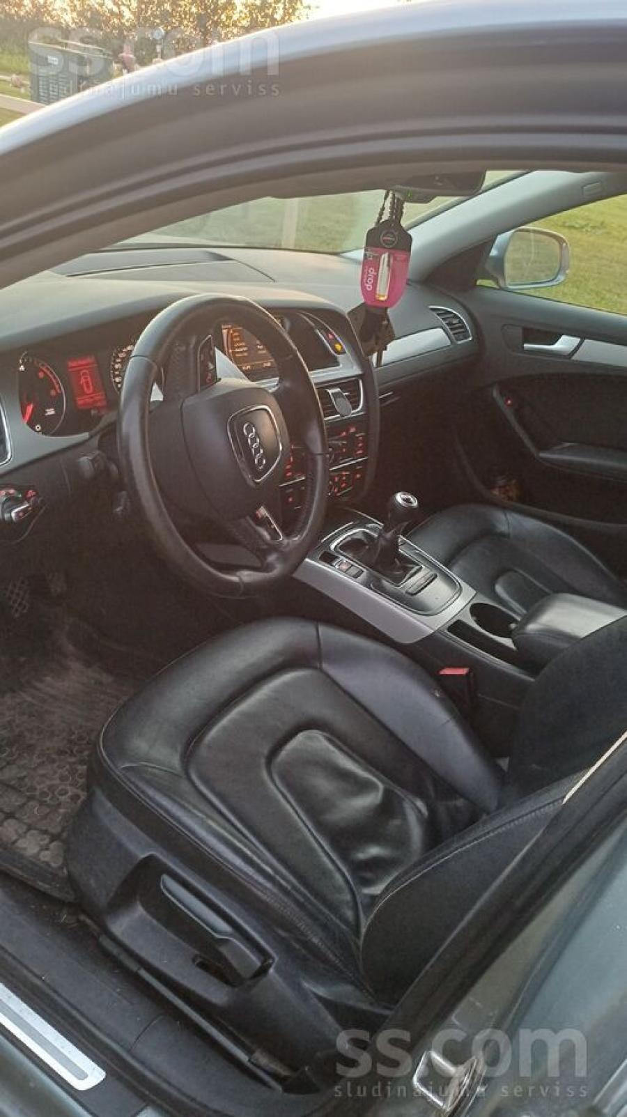 Grey Audi A4 2010 in Tukums, with an engine capacity of 2.00 L and mileage of 368 thousand km for 4400 €, photo 5 on AUTOMOTO.COM.LV