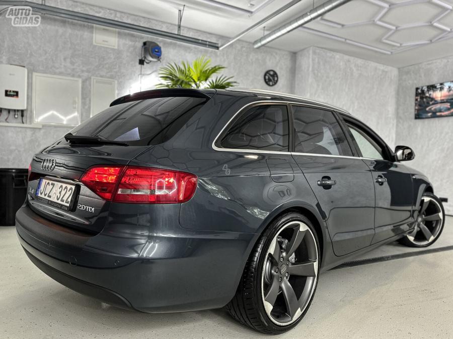 Grey Audi A4 2010 in Kaunas, with an engine capacity of 2.00 L and mileage of 285 thousand km for 6600 €, photo 14 on AUTOMOTO.COM.LV