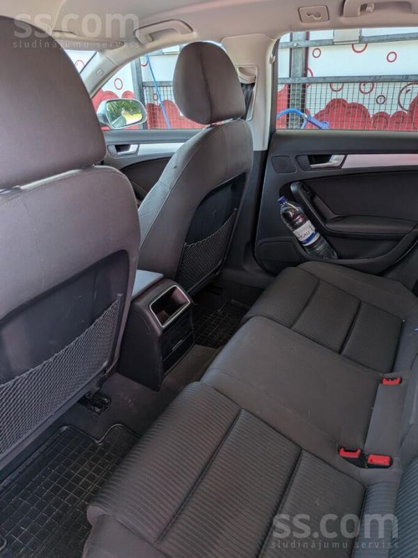 Grey Audi A4 2010 in Ventspils, with an engine capacity of 2.00 L and mileage of 378 thousand km for 4200 €, photo 10 on AUTOMOTO.COM.LV