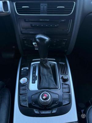 Grey Audi A4 2010 in Vilnius, with an engine capacity of 2.00 L and mileage of 295 thousand km for 4900 €, photo 12 on AUTOMOTO.COM.LV