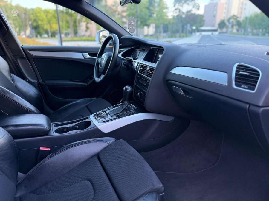 Grey Audi A4 2010 in Vilnius, with an engine capacity of 2.00 L and mileage of 295 thousand km for 4900 €, photo 15 on AUTOMOTO.COM.LV