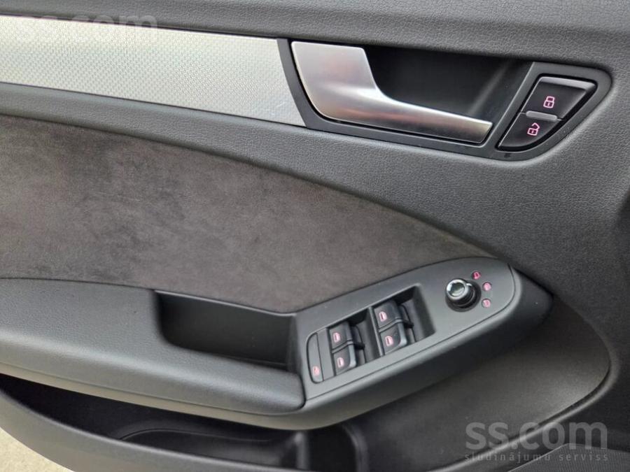 Pelēks Audi A4 2010 Rīga, ar dzinēja tilpumu 3.00 L un nobraukumu 238 tūkst. km par 7600 €, foto 23 vietnē AUTOMOTO.COM.LV