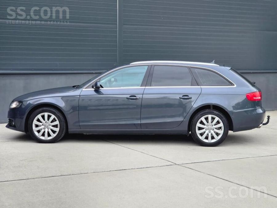 Pelēks Audi A4 2010 Rīga, ar dzinēja tilpumu 3.00 L un nobraukumu 238 tūkst. km par 7600 €, foto 26 vietnē AUTOMOTO.COM.LV