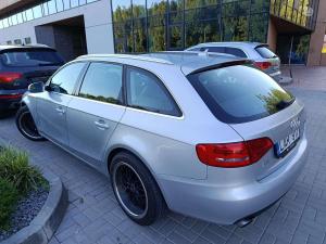 Pelēks Audi A4 2010 Viļņa, ar dzinēja tilpumu 1.98 L un nobraukumu 295 tūkst. km par 3550 €, foto 6 vietnē AUTOMOTO.COM.LV