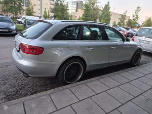 Pelēks Audi A4 2010 Viļņa, ar dzinēja tilpumu 1.98 L un nobraukumu 295 tūkst. km par 3550 €, foto 8 vietnē AUTOMOTO.COM.LV