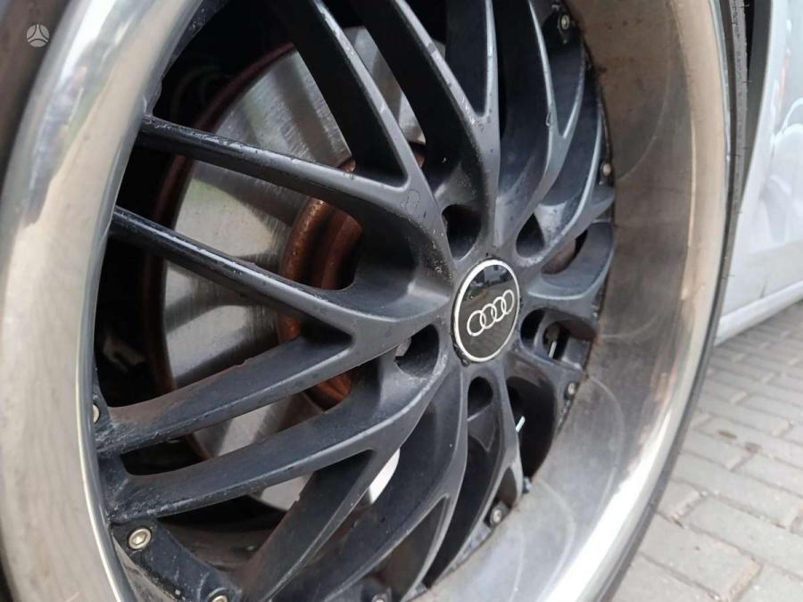 Pelēks Audi A4 2010 Viļņa, ar dzinēja tilpumu 1.98 L un nobraukumu 295 tūkst. km par 3550 €, foto 12 vietnē AUTOMOTO.COM.LV