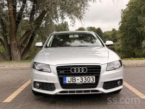 Pelēks Audi A4 2010 Rīga, ar dzinēja tilpumu 3.00 L un nobraukumu 366 tūkst. km par 7450 €, foto 4 vietnē AUTOMOTO.COM.LV