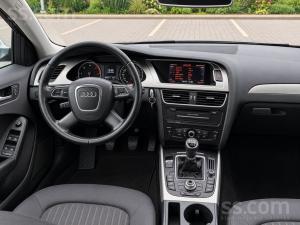 Pelēks Audi A4 2010 Rīga, ar dzinēja tilpumu 3.00 L un nobraukumu 366 tūkst. km par 7450 €, foto 13 vietnē AUTOMOTO.COM.LV