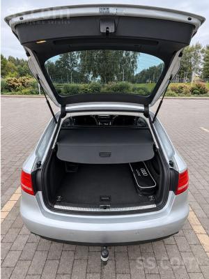 Pelēks Audi A4 2010 Rīga, ar dzinēja tilpumu 3.00 L un nobraukumu 366 tūkst. km par 7450 €, foto 17 vietnē AUTOMOTO.COM.LV