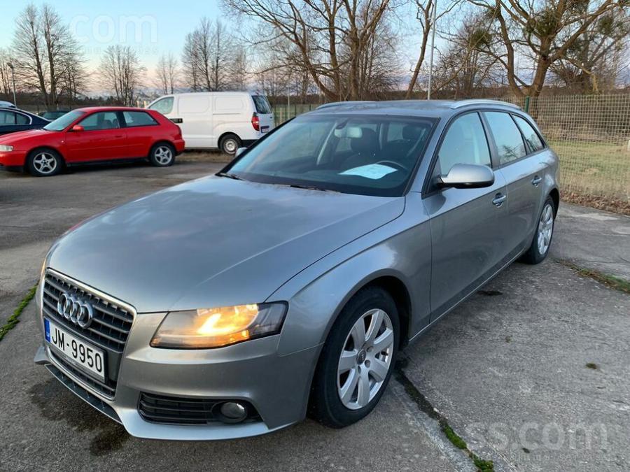 Pelēks Audi A4 2010 Liepāja, ar dzinēja tilpumu 2.00 L un nobraukumu 315 tūkst. km par 5500 €, foto 1 vietnē AUTOMOTO.COM.LV