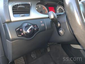 Pelēks Audi A4 2010 Liepāja, ar dzinēja tilpumu 2.00 L un nobraukumu 315 tūkst. km par 5500 €, foto 12 vietnē AUTOMOTO.COM.LV