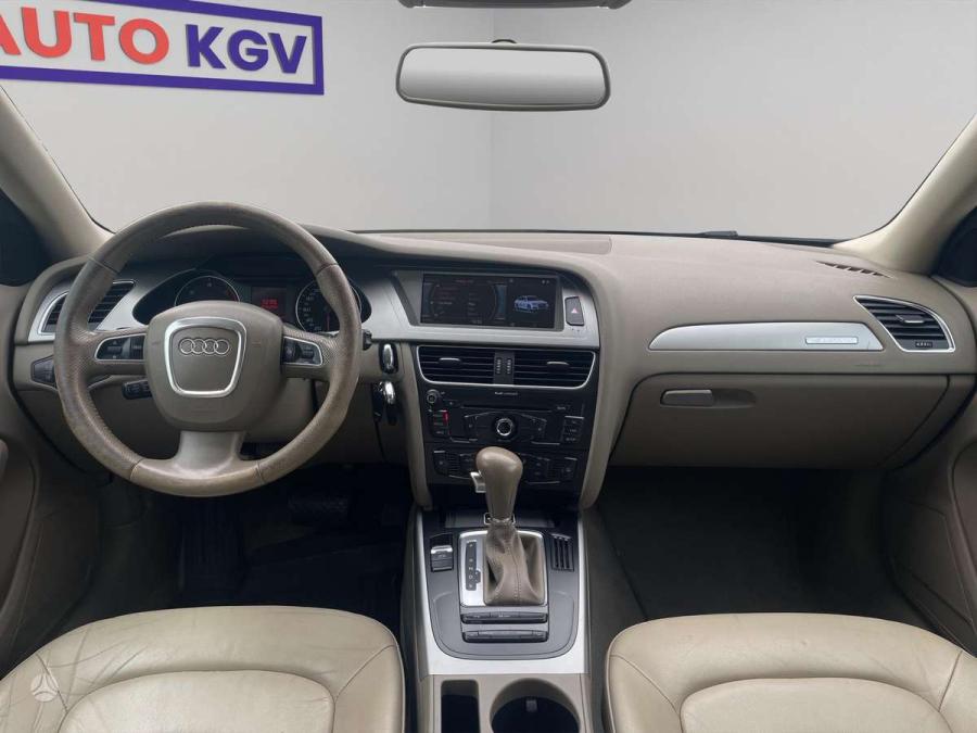 Grey Audi A4 2010 in Vilnius, with an engine capacity of 3.00 L and mileage of 243 thousand km for 3500 €, photo 13 on AUTOMOTO.COM.LV