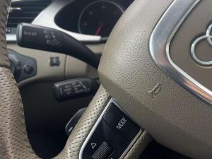 Grey Audi A4 2010 in Vilnius, with an engine capacity of 3.00 L and mileage of 243 thousand km for 3500 €, photo 19 on AUTOMOTO.COM.LV