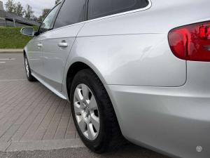Grey Audi A4 2010 in Vilnius, with an engine capacity of 1.97 L and mileage of 294 thousand km for 3900 €, photo 9 on AUTOMOTO.COM.LV