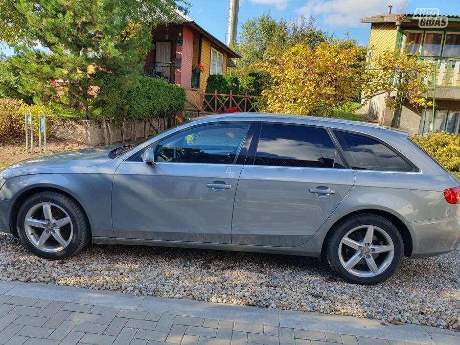 Pelēks Audi A4 2010 Utena, ar dzinēja tilpumu 2.00 L un nobraukumu 444 tūkst. km par 4300 €, foto 1 vietnē AUTOMOTO.COM.LV