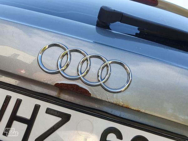 Ауди А4 2010 в Утена на AUTOMOTO.COM.LV Серый Ауди А4 2010 в Утена, объемом двигателя 2.00 л и пробегом 444 тыс. км за 4300 €, фото 5 на AUTOMOTO.COM.LV