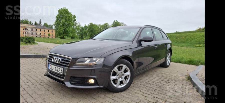 Pelēks Audi A4 2011 Daugavpils, ar dzinēja tilpumu 2.00 L un nobraukumu 258 tūkst. km par 5850 €, foto 1 vietnē AUTOMOTO.COM.LV