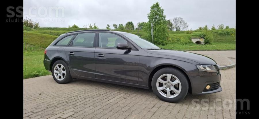 Pelēks Audi A4 2011 Daugavpils, ar dzinēja tilpumu 2.00 L un nobraukumu 258 tūkst. km par 5850 €, foto 9 vietnē AUTOMOTO.COM.LV