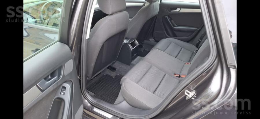Pelēks Audi A4 2011 Daugavpils, ar dzinēja tilpumu 2.00 L un nobraukumu 258 tūkst. km par 5850 €, foto 22 vietnē AUTOMOTO.COM.LV